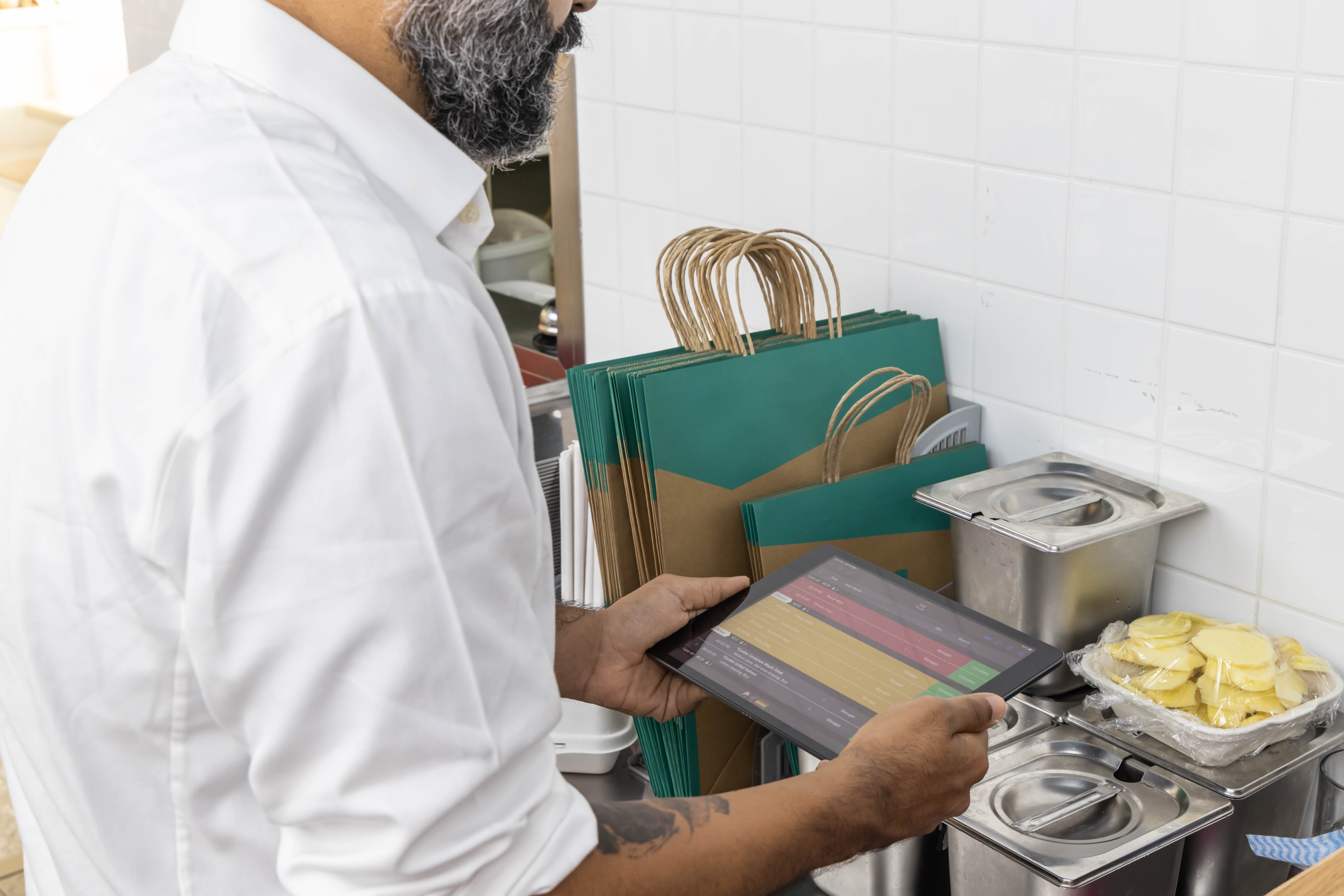 Eats365 South Korea - Expeditor Display | Restaurant POS System | Eats365